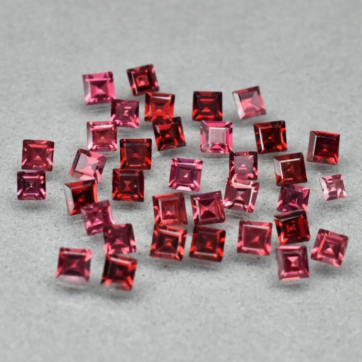 Naturalny granat rodolit 2-2,5mm do wyrobu biżuterii - Gemstone Gallery
